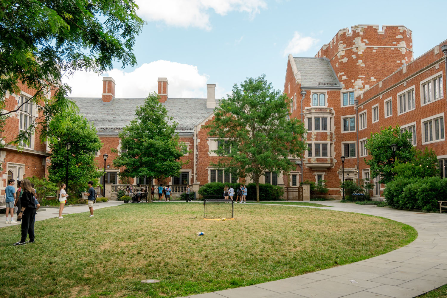 Yale Summer Program for High School Students - Summer Springboard